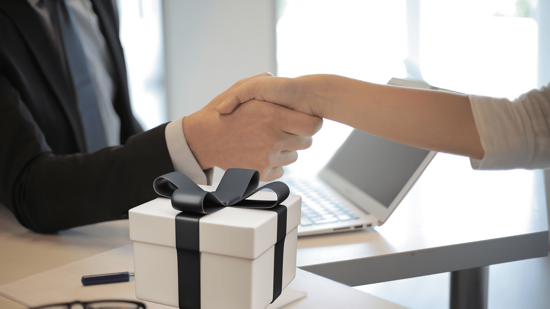 Top 30 Employee Joining and Onboarding Welcome Kit in 2024 - QualiCorp ...